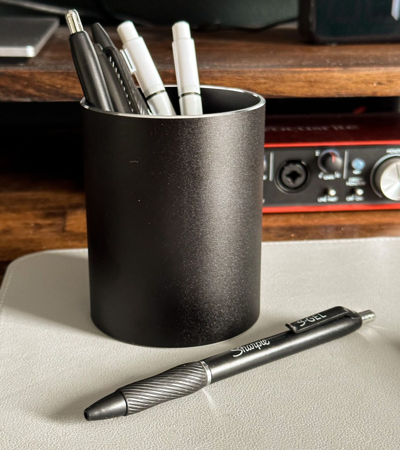 29+ Best Office Desk Accessories For Him - Upgrade Your Office Game ...