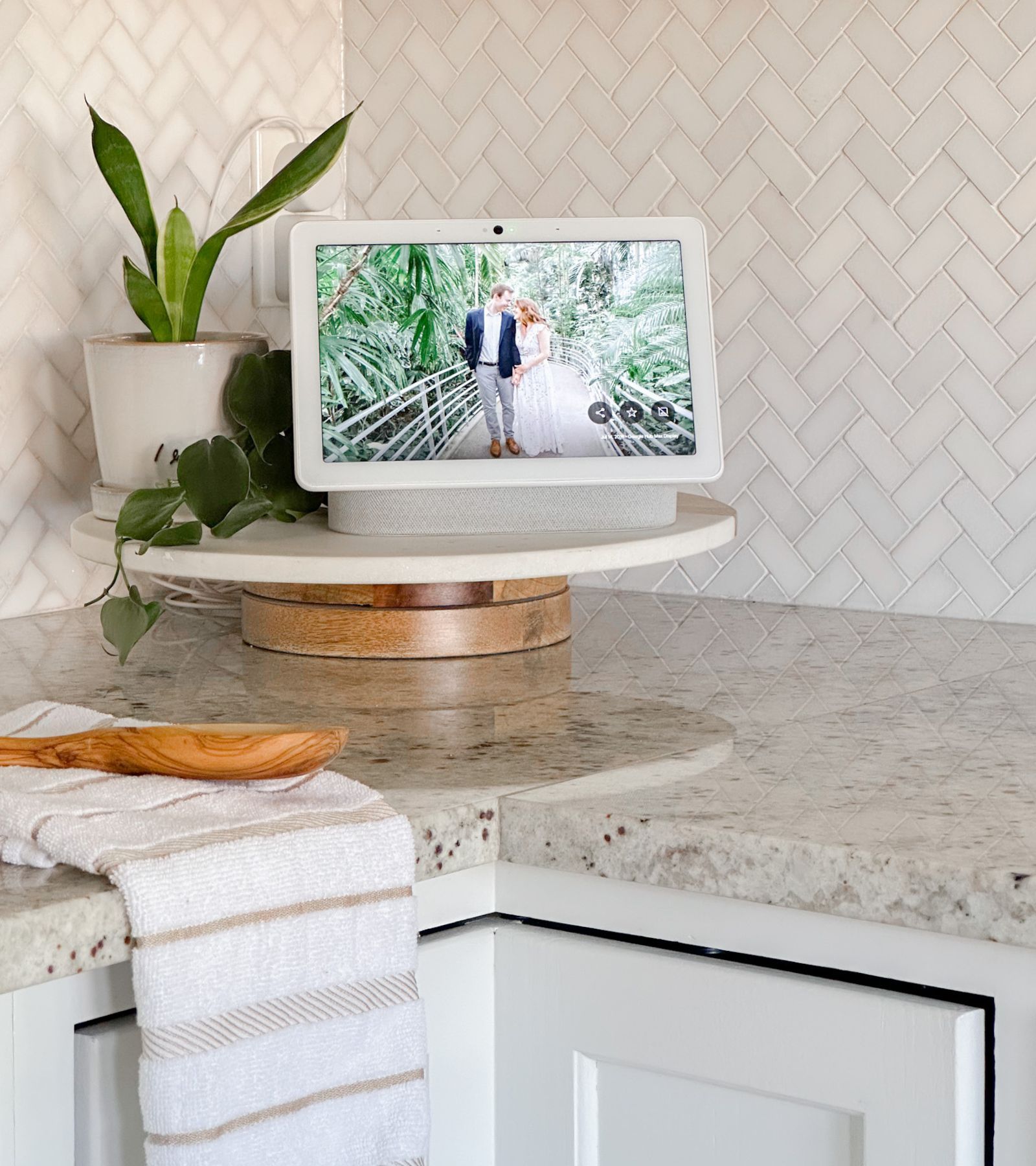 11 Tips for Styling Kitchen Countertops Without The Clutter - Home By Alley