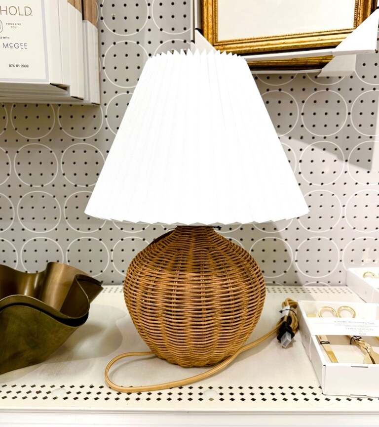 18 Kitchen Counter Lamps That Instantly Cozy Up Your Space - Home By Alley