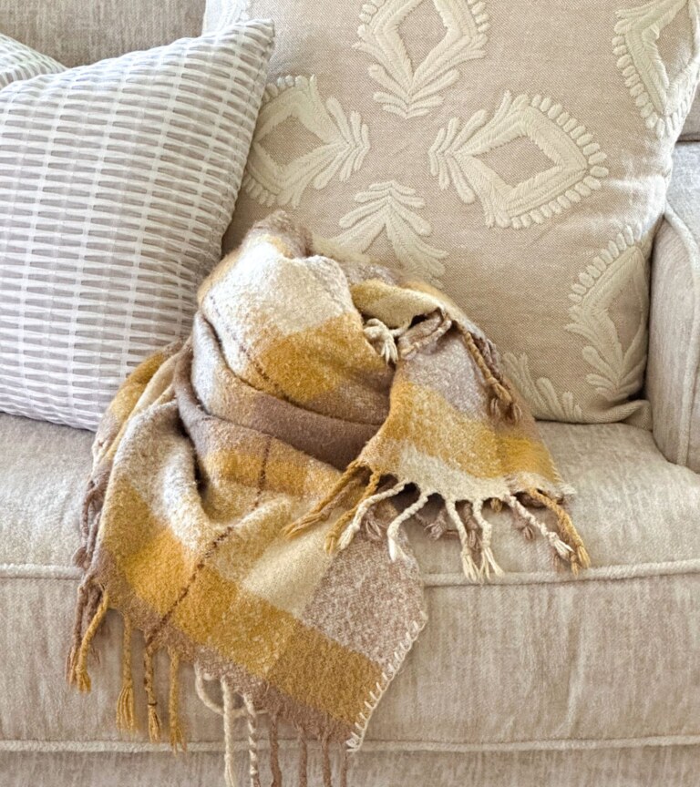 9 Cozy & Cuddly Ways to Style a Throw Blanket on a Couch - Home By Alley