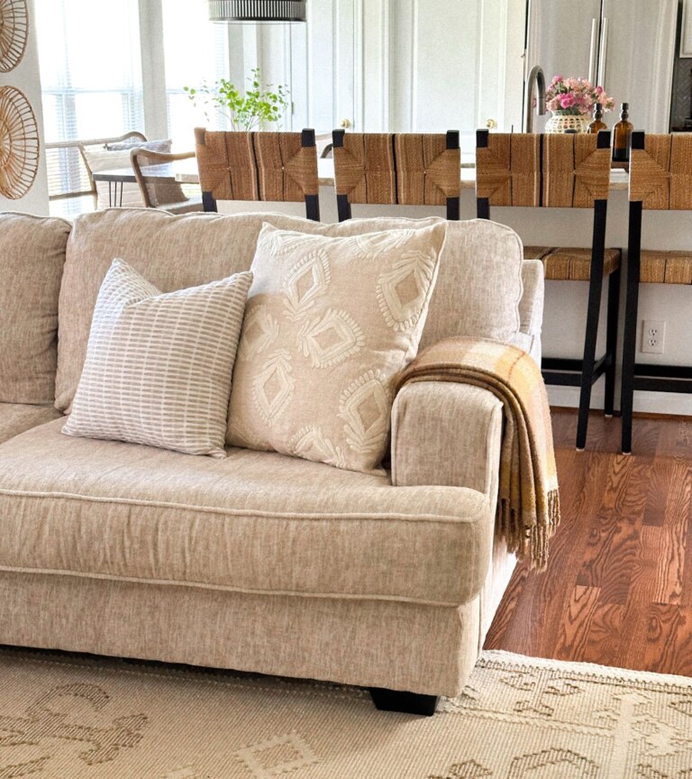 9 Cozy & Cuddly Ways to Style a Throw Blanket on a Couch - Home By Alley