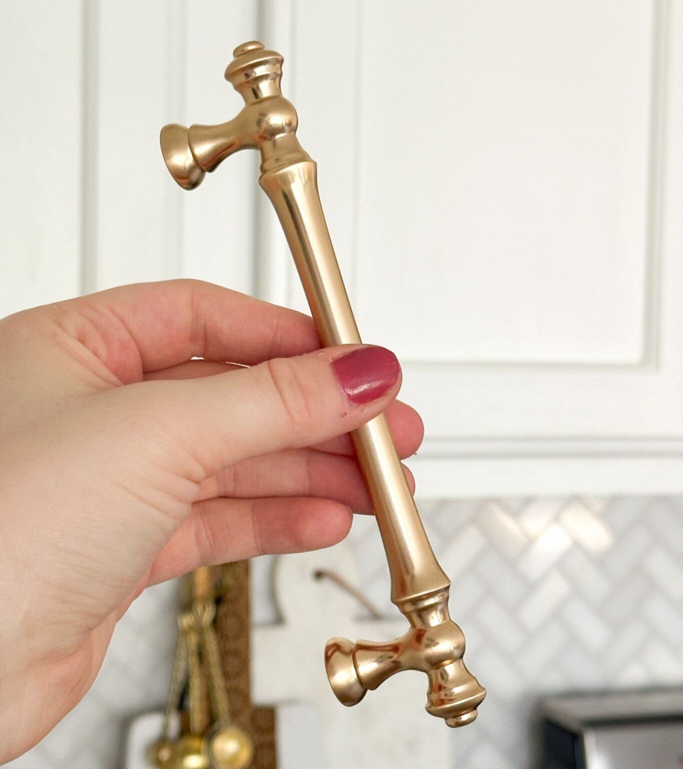 How to Install Cabinet Handles & Knobs PERFECTLY Every Time - Home By Alley