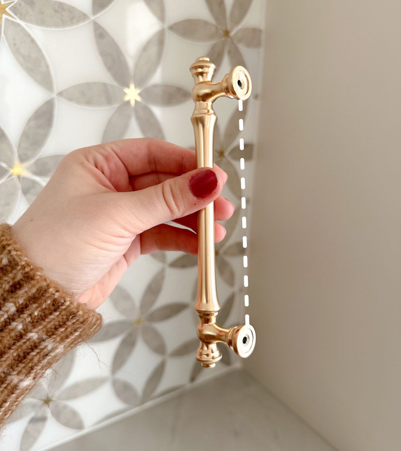 The #1 Best Cabinet Hardware Placement for Handles and Knobs - Home By ...