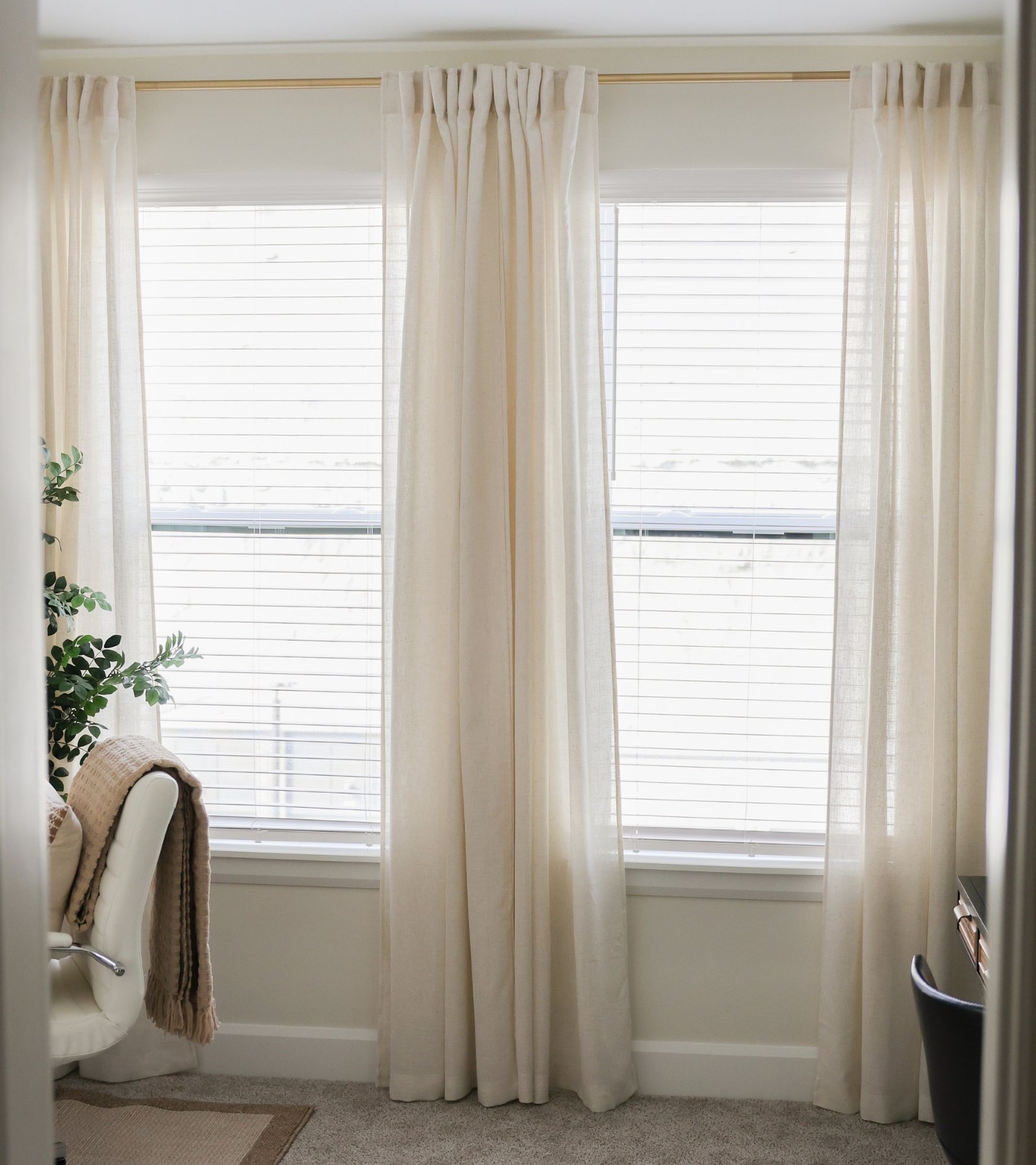 How To Get Designer-Level Curtains Every Single Time Using This No-Sew ...